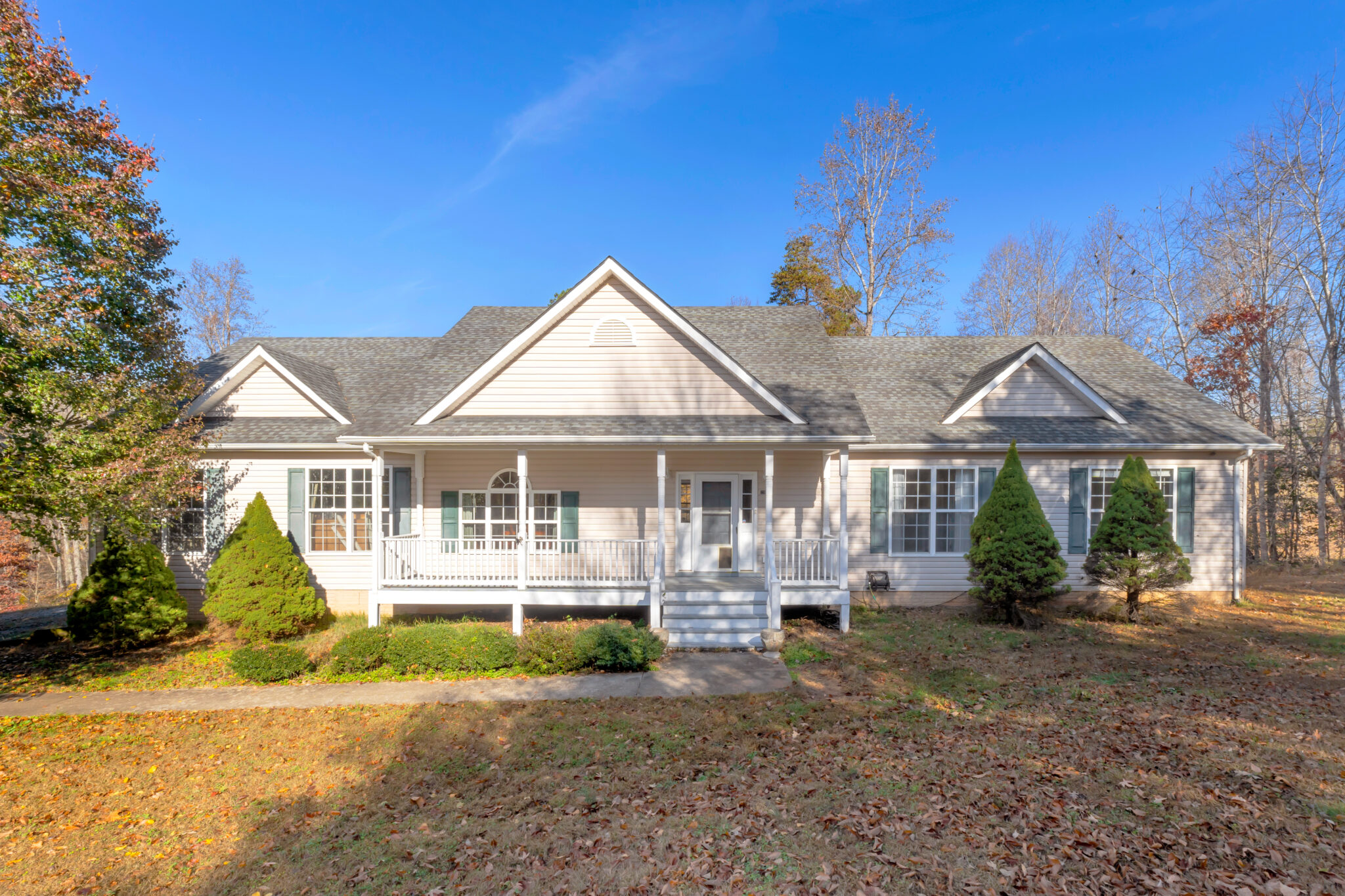 Darian Cochran - Avenue Realty