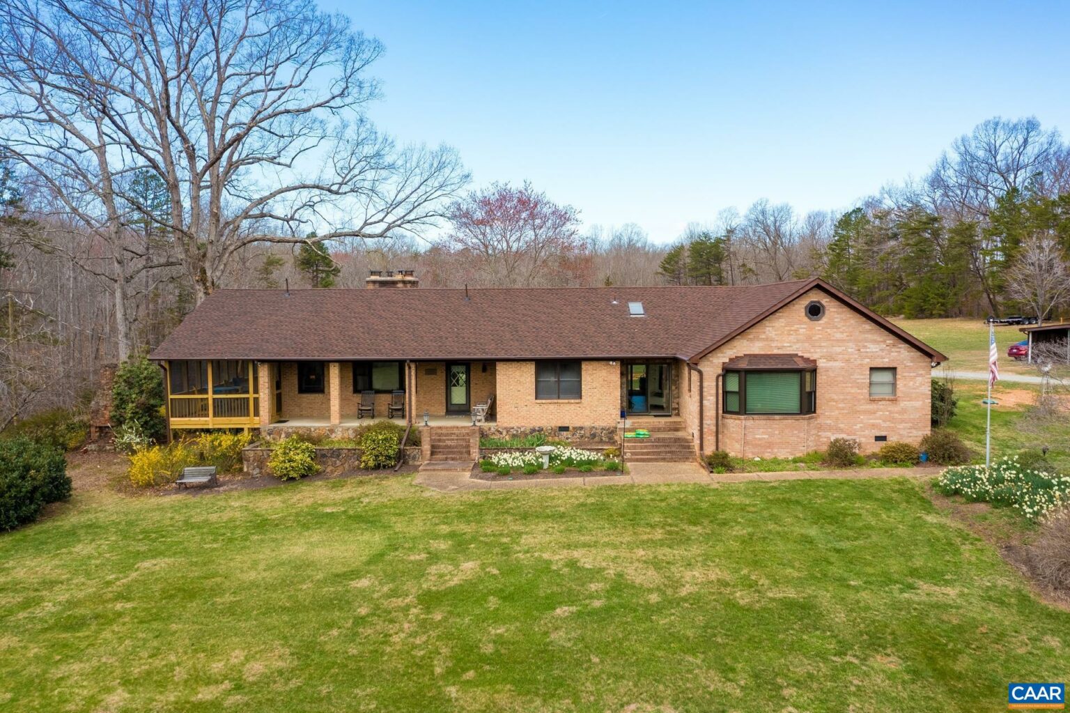 Darian Cochran - Avenue Realty